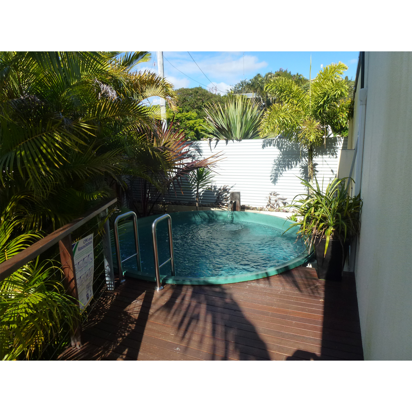 Clipper Pools | Polyworld | Affordable Freestanding Pools!