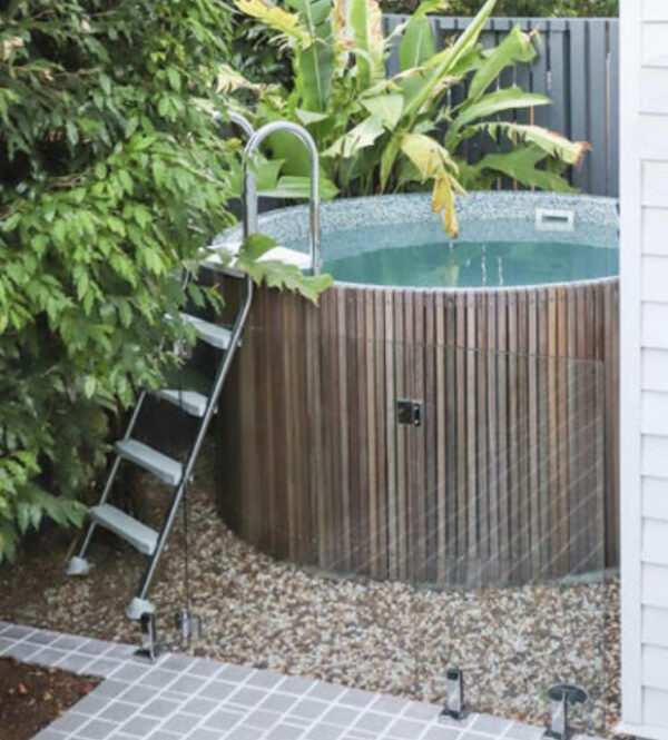 NEW 'Pebble Look' Tug Plunge Pool - Polyworld