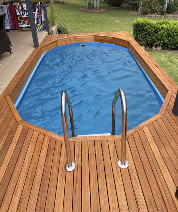 Pool Gallery - Polyworld