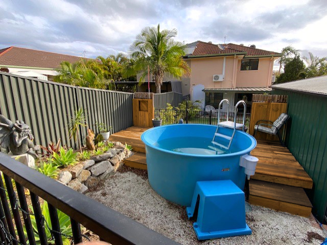 Pool Gallery - Polyworld