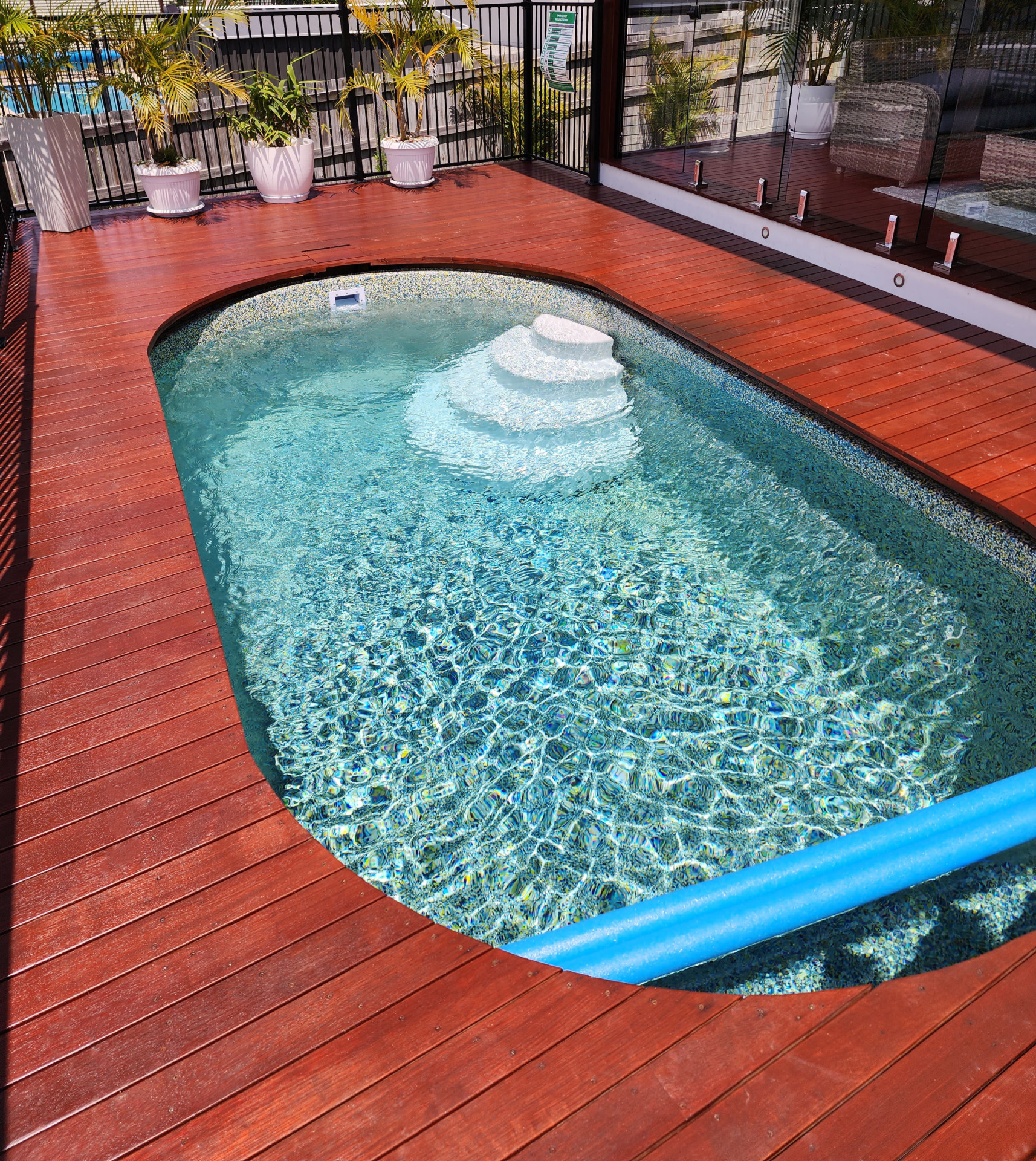 Pool Gallery - Polyworld