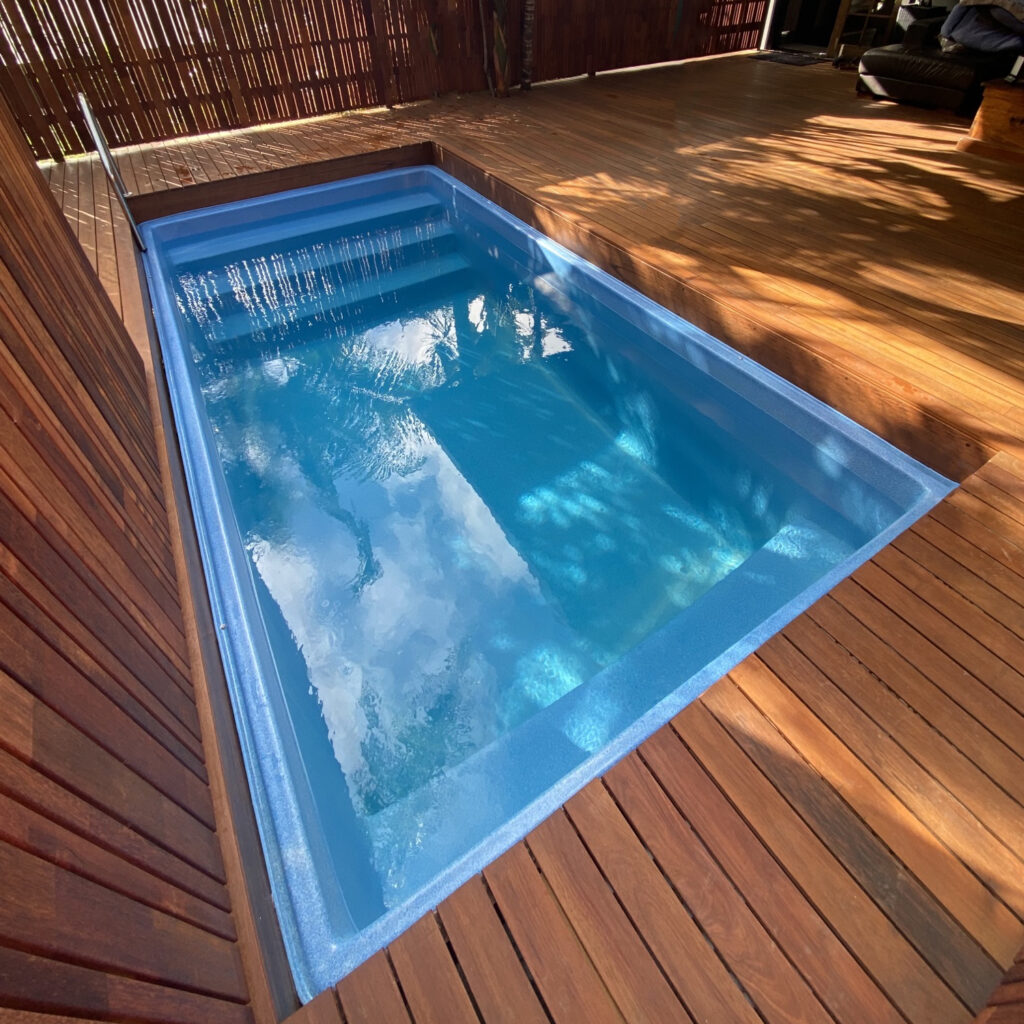 Rectangle Swimming Pool 'Cruiser' | Polyworld